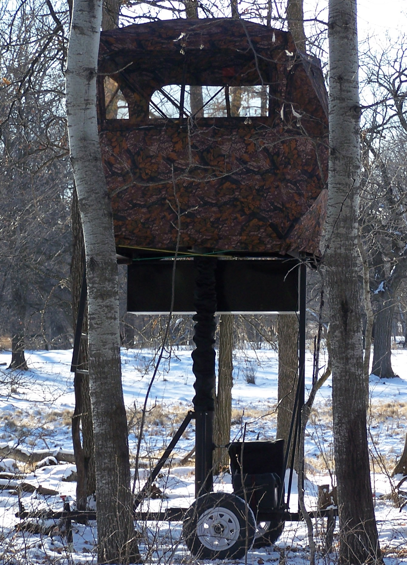 New Height Technology – Hydraulic Man-lifts/Deer Stands